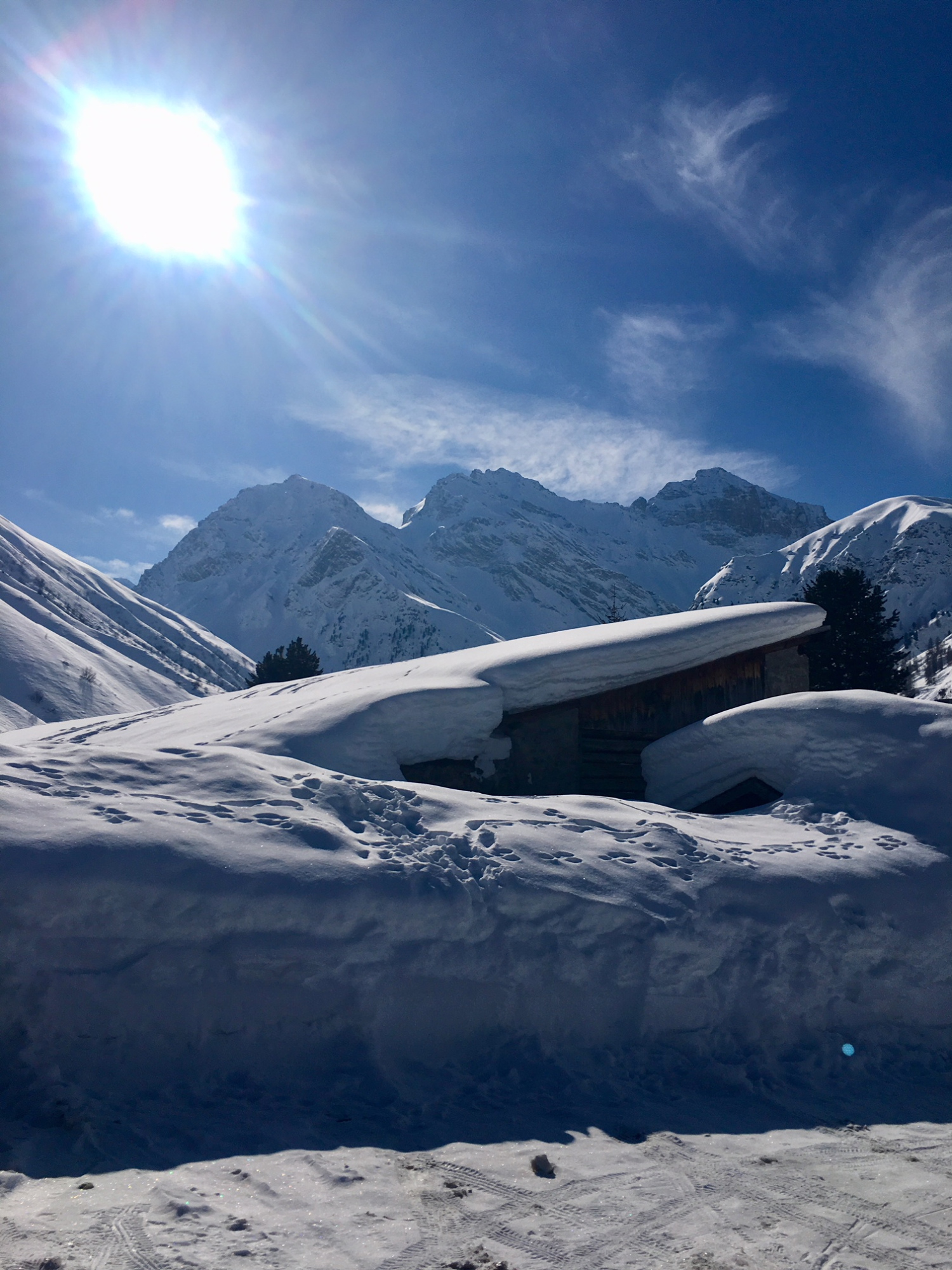 The Sertig waterfall is an insider’s tip for ice climbing & snowshoeing ...