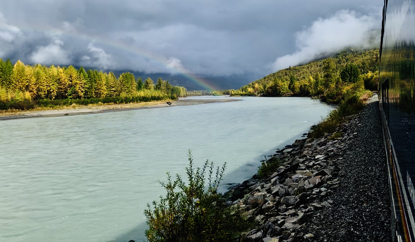 Alaska Highlights: Denali, Mountain Biking, Heli Fat Biking & more